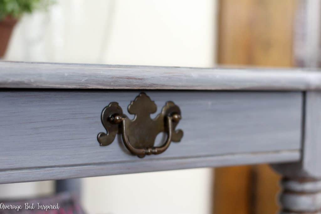 How to Create a Weathered Paint Look