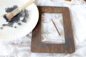 DIY Labeled Picture Frames