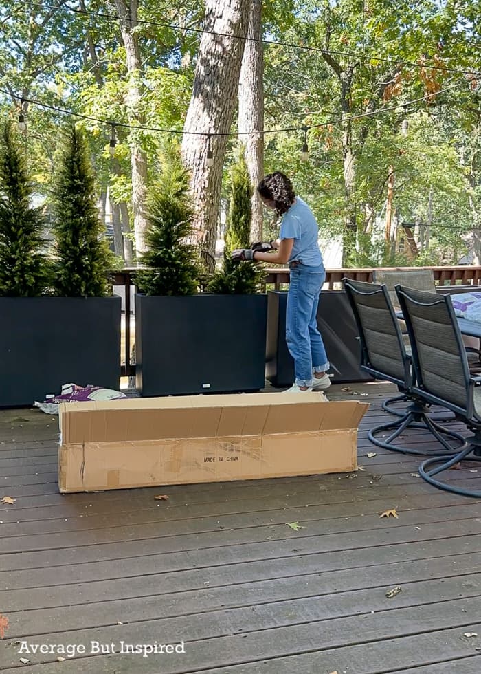 Privacy Screen Planter Box for Deck or Patio: Easy Outdoor Privacy Solution