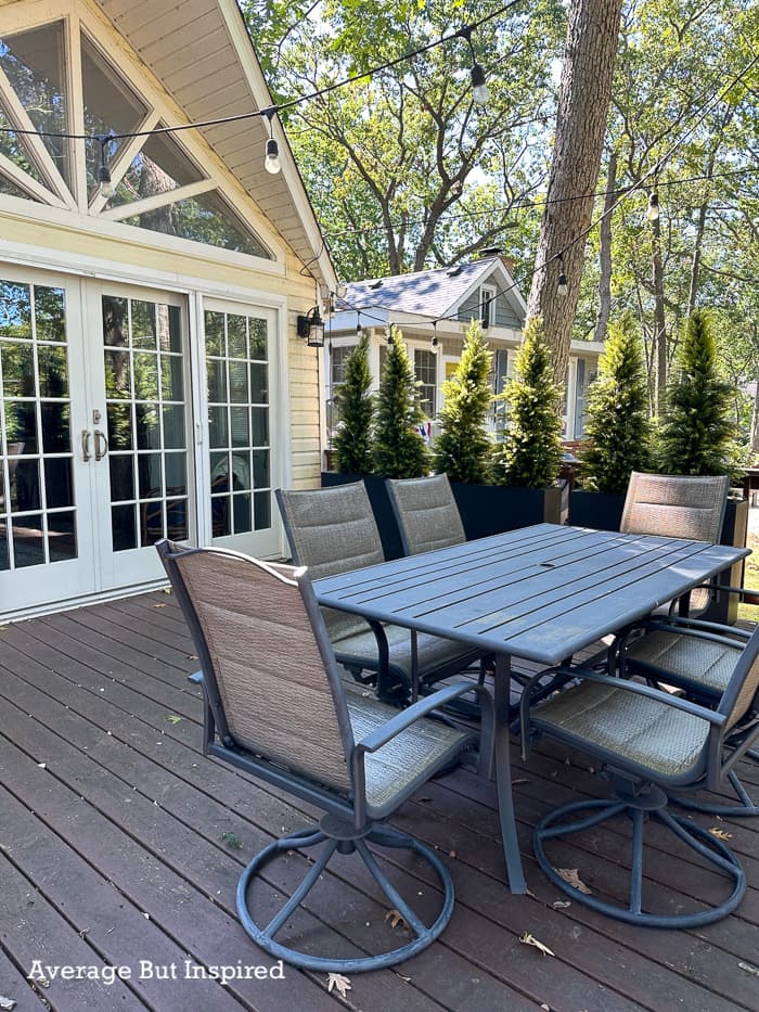 Privacy Screen Planter Box for Deck or Patio: Easy Outdoor Privacy Solution